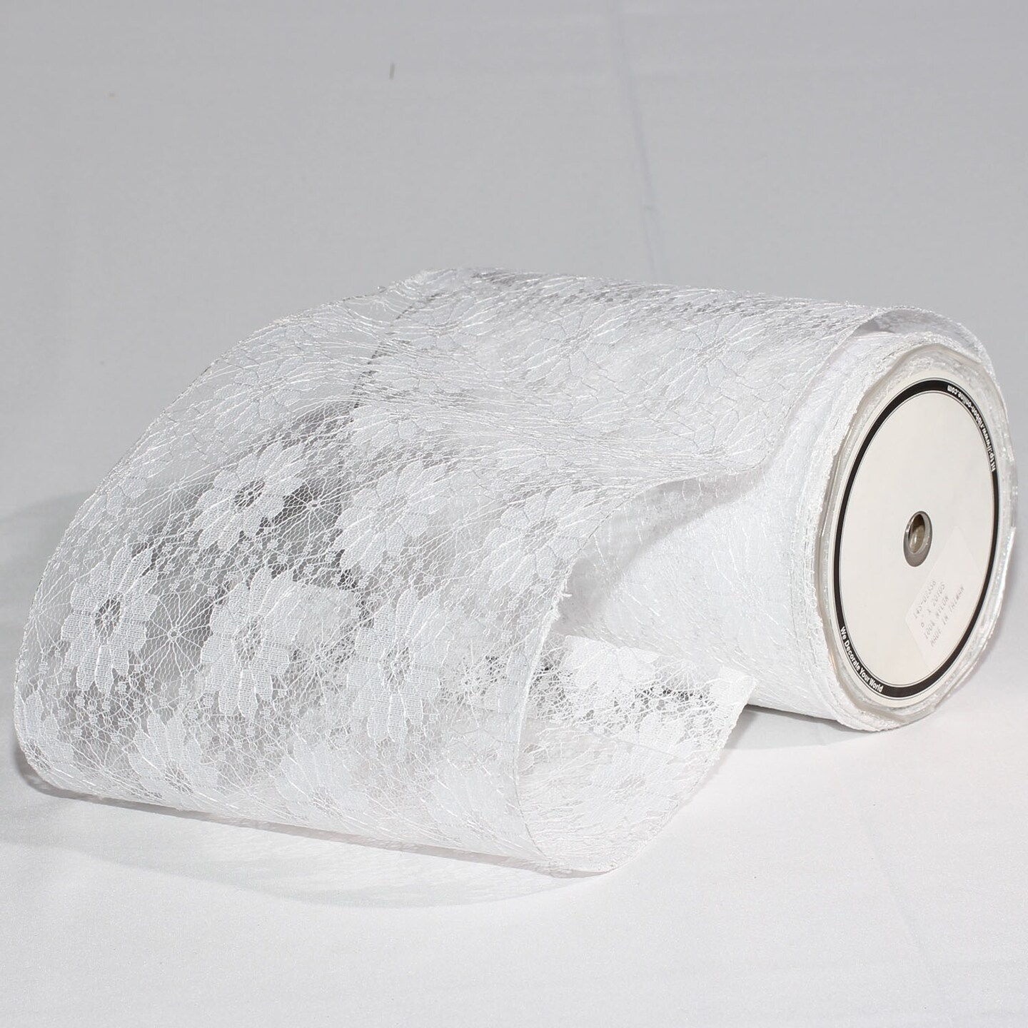 The Ribbon People White Wired Edge Floral Craft Ribbon 6" x 20 Yards ...