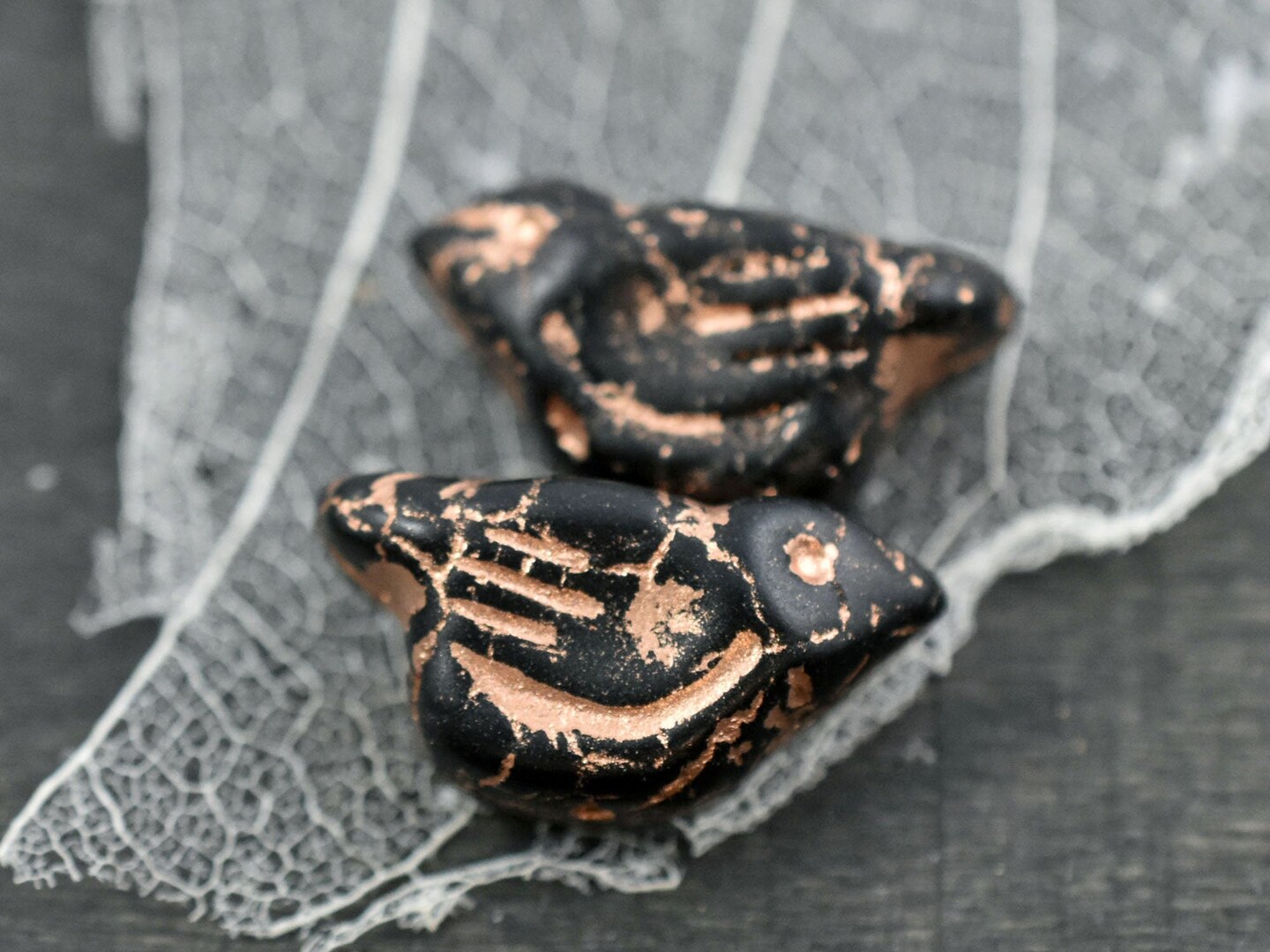 *6* 11x22mm Copper Washed Jet Black Bird Beads | Michaels