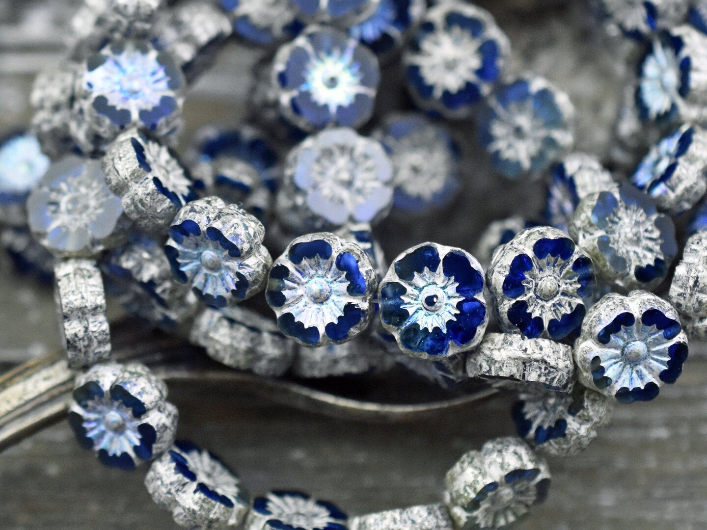*16* 9mm Antique Silver AB Washed Sapphire Table Cut Hawaiian Flower ...