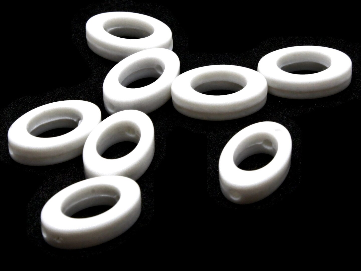 8 23mm White Plastic Oval Ring Beads - Oval Bead Frames | Michaels