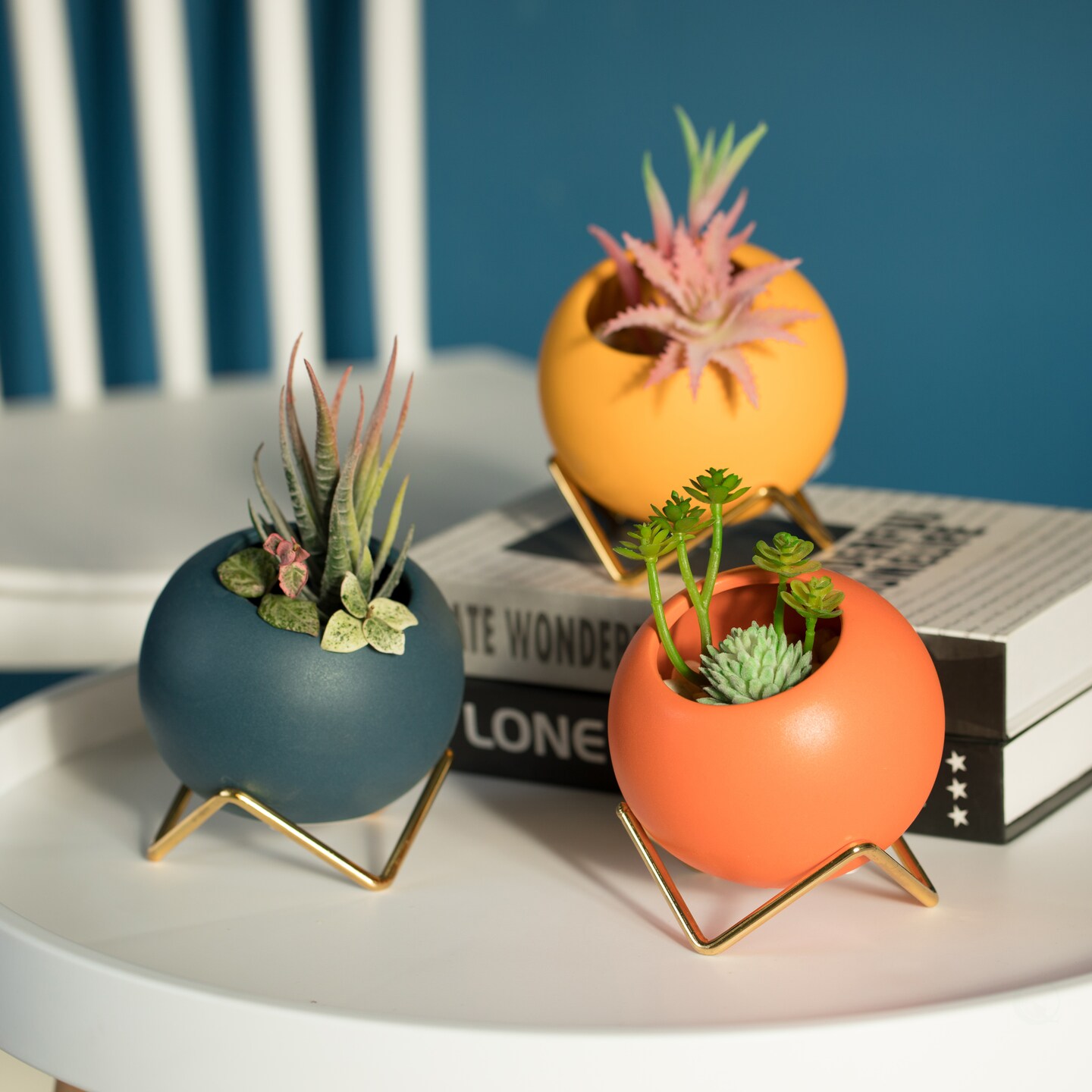 Small Modern Ceramic Flower Vase for Living Room, Home Office Table ...