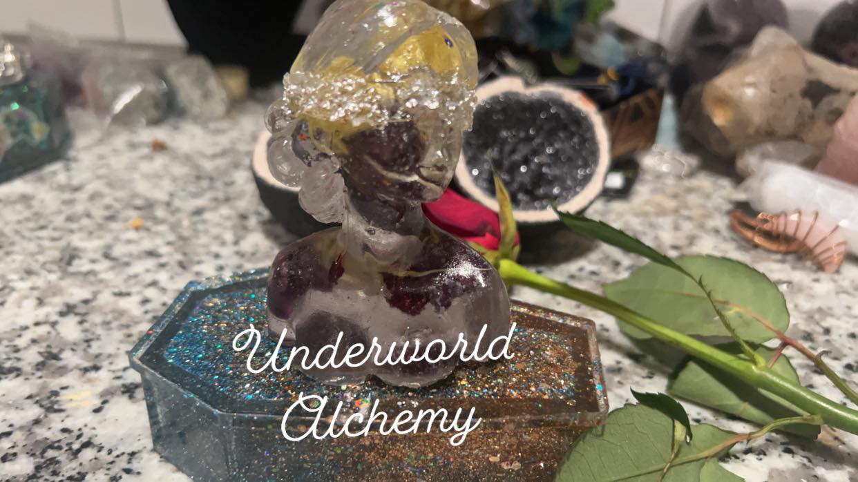 Handmade colorful Seer Oracle of Delphi bust statue 86mm goddess purple ...