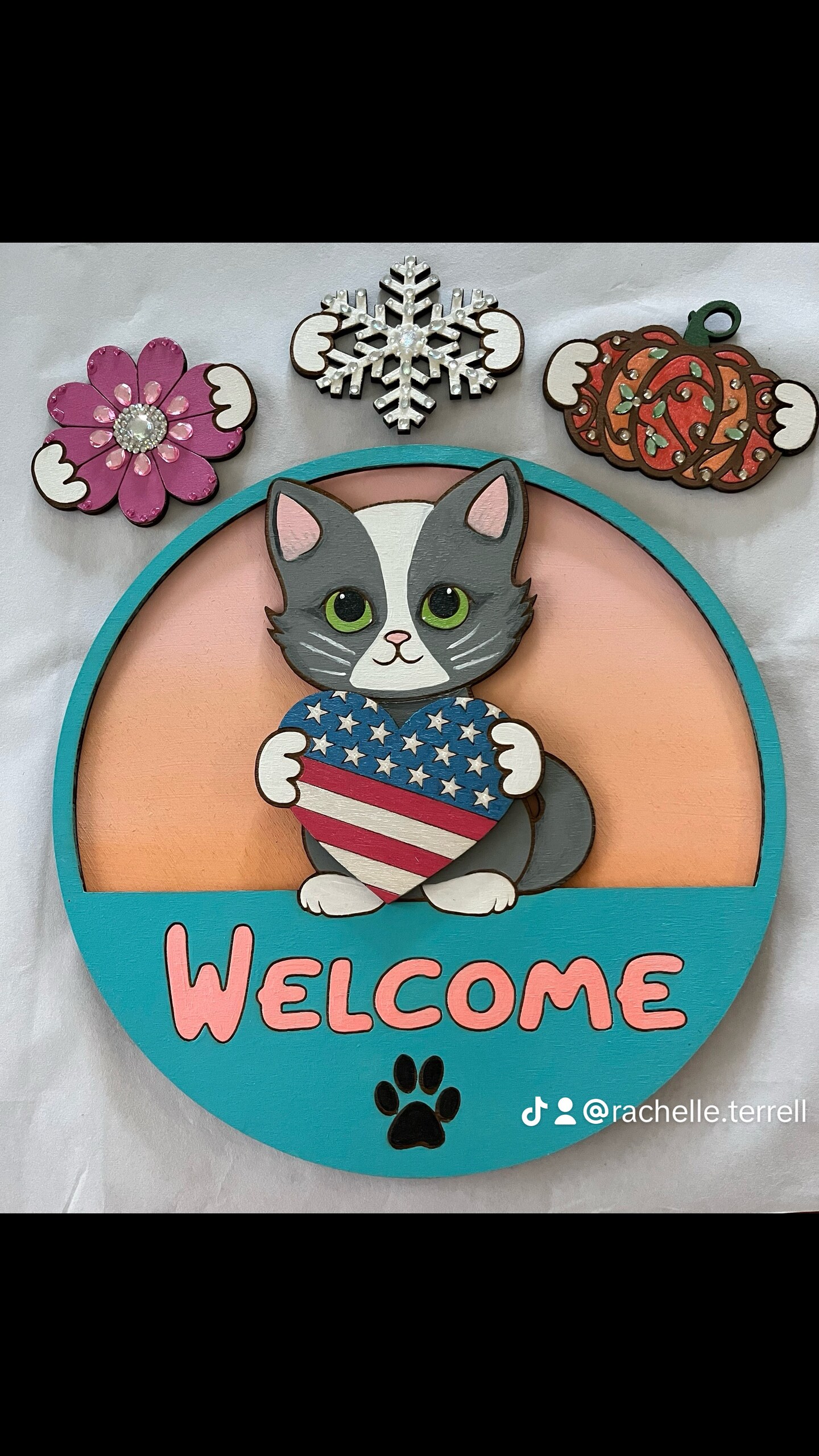 Interchangeable Cat Welcome Sign | MakerPlace by Michaels