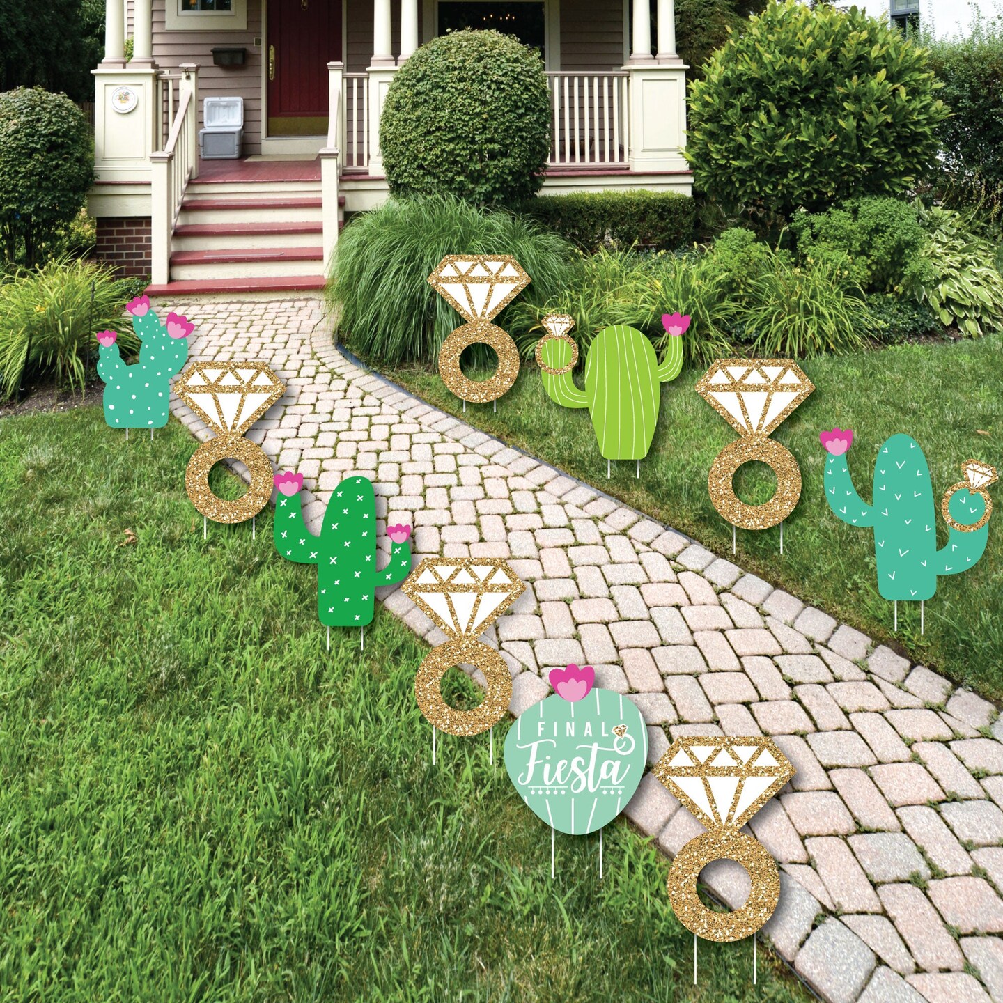 Big Dot of Happiness Final Fiesta - Diamond Ring and Cactus Lawn ...