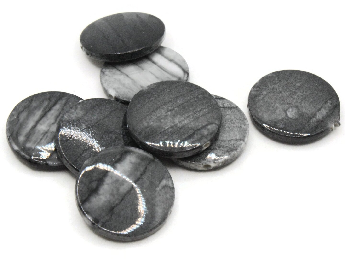 8 25mm Splatter Paint Spotted Acrylic Gray and Black Plastic Coin Beads ...