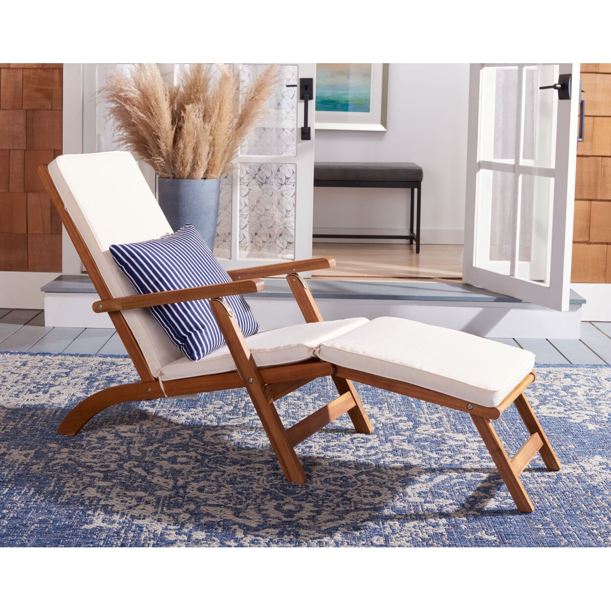 Safavieh palmdale lounge chair store