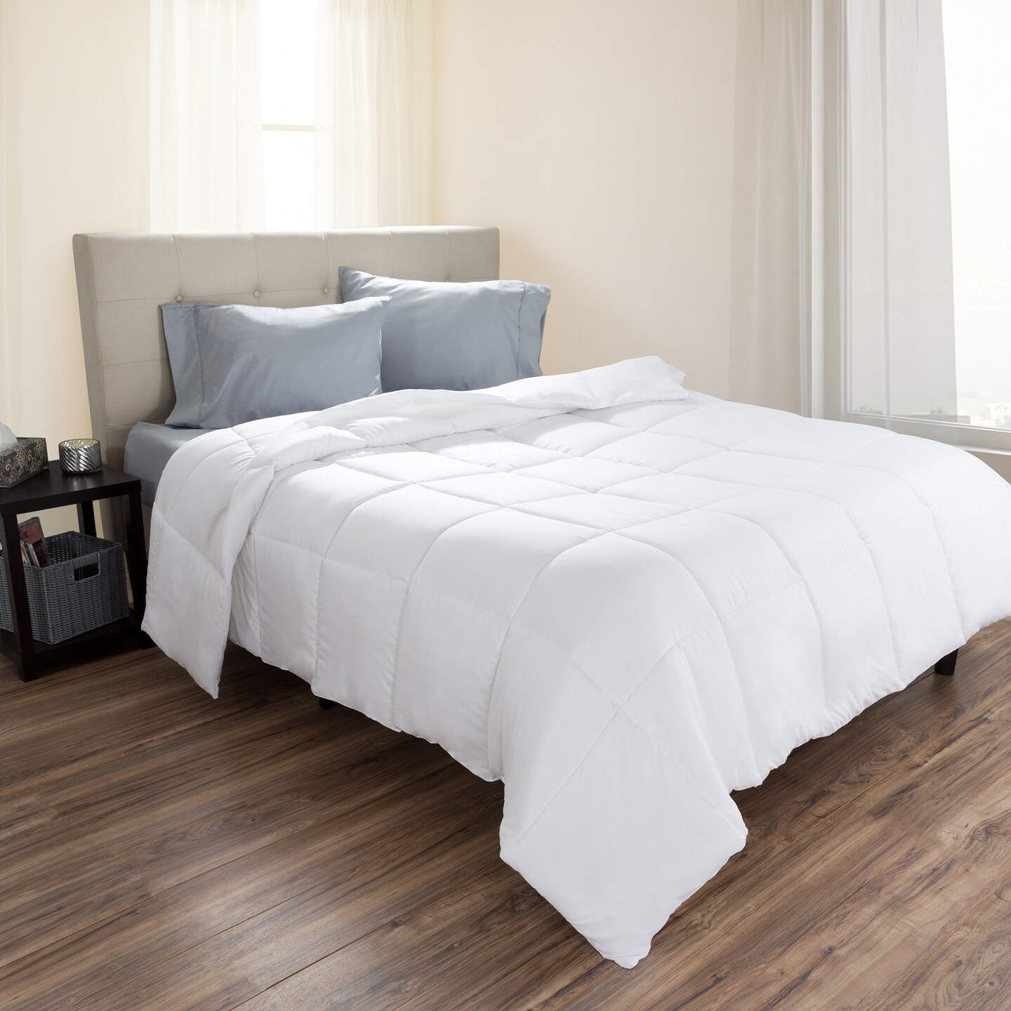 Set Of 2 White Down Alternative All Season Hypo-Allergenic Comforter ...