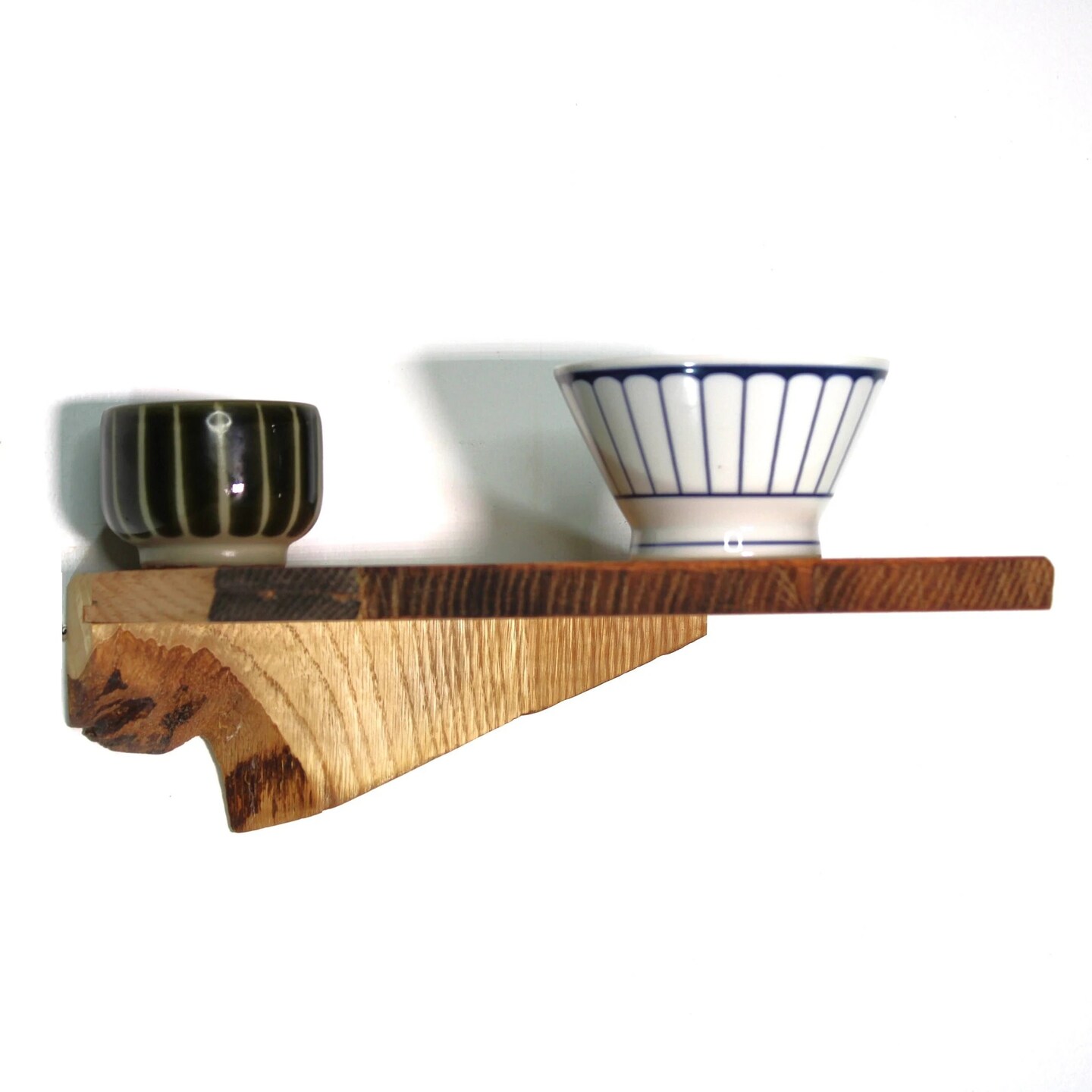 MINIMALIST RUSTIC OAK SHELF WITH KEYHOLE MOUNTS | MakerPlace by Michaels