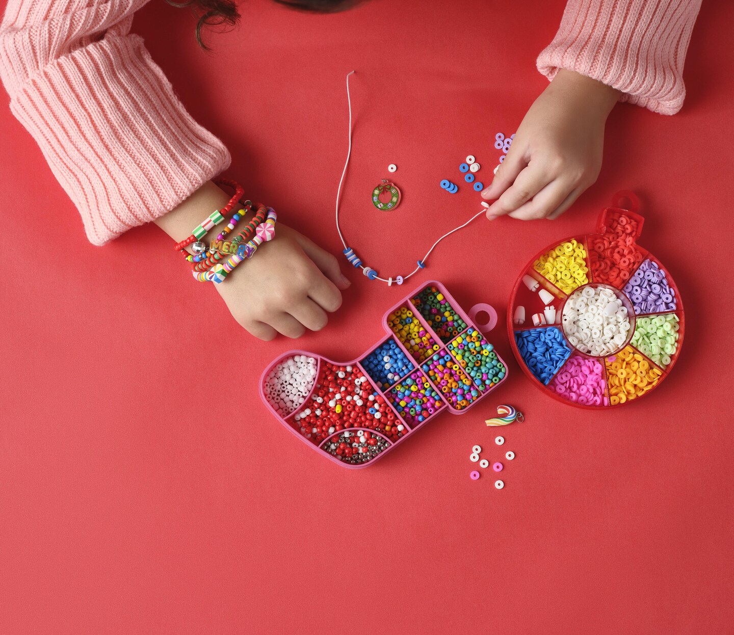 Winter Workshop: Merry Brights Christmas Bracelet Stack | Classes | Michaels