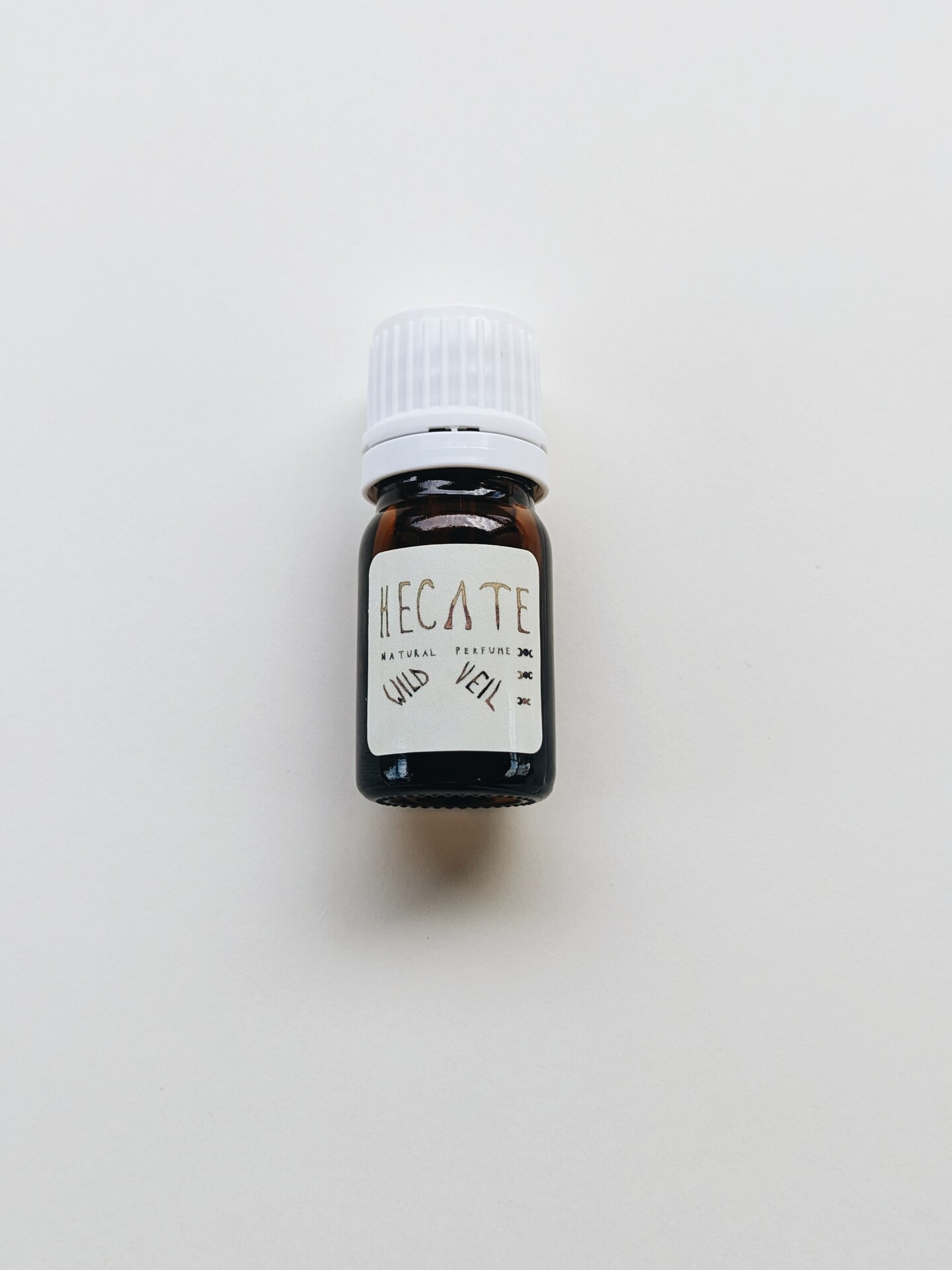Hecate. natural perfume. heady, powerful smoke, herbs, amber, cedar ...
