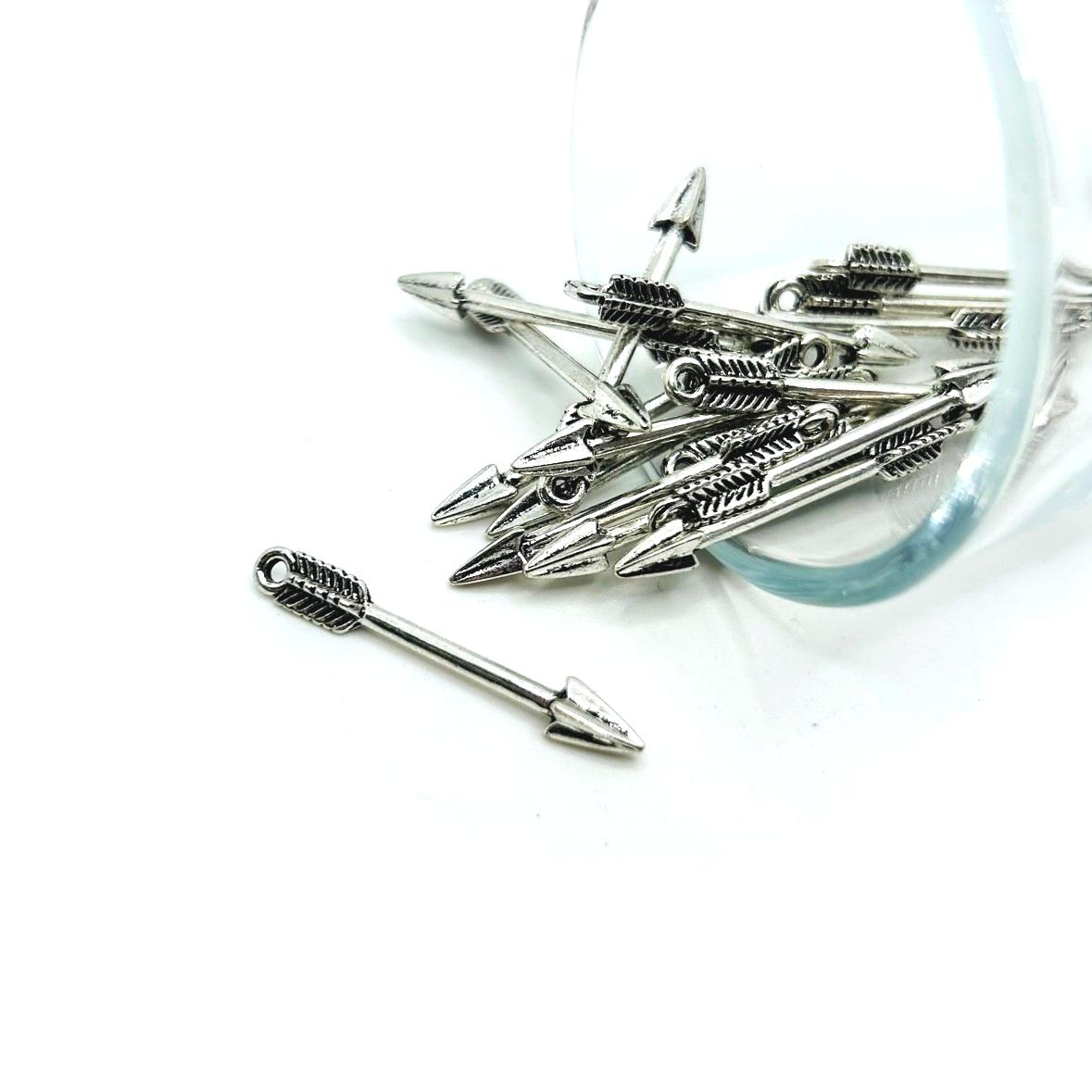 4, 20 or 50 Pieces: Silver Arrow 3D Charms | Michaels