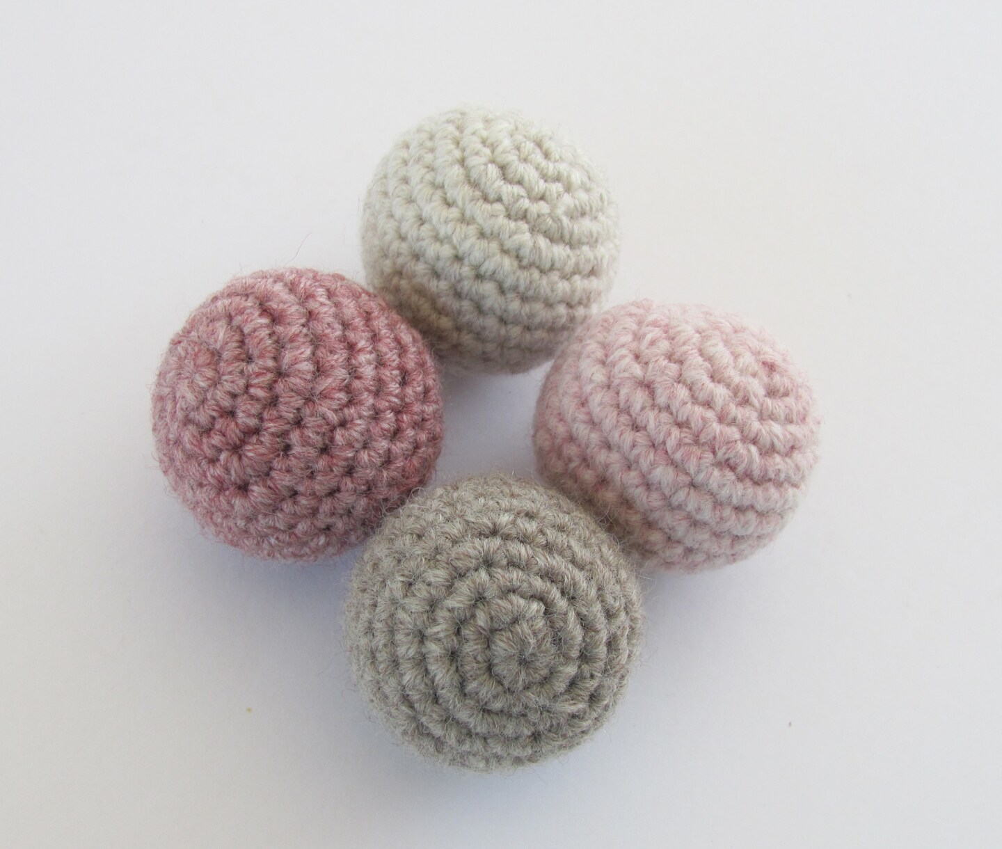 Natural Wool Blend Catnip Cat Toy Ball Set of 4, Girl Cat Gift ...