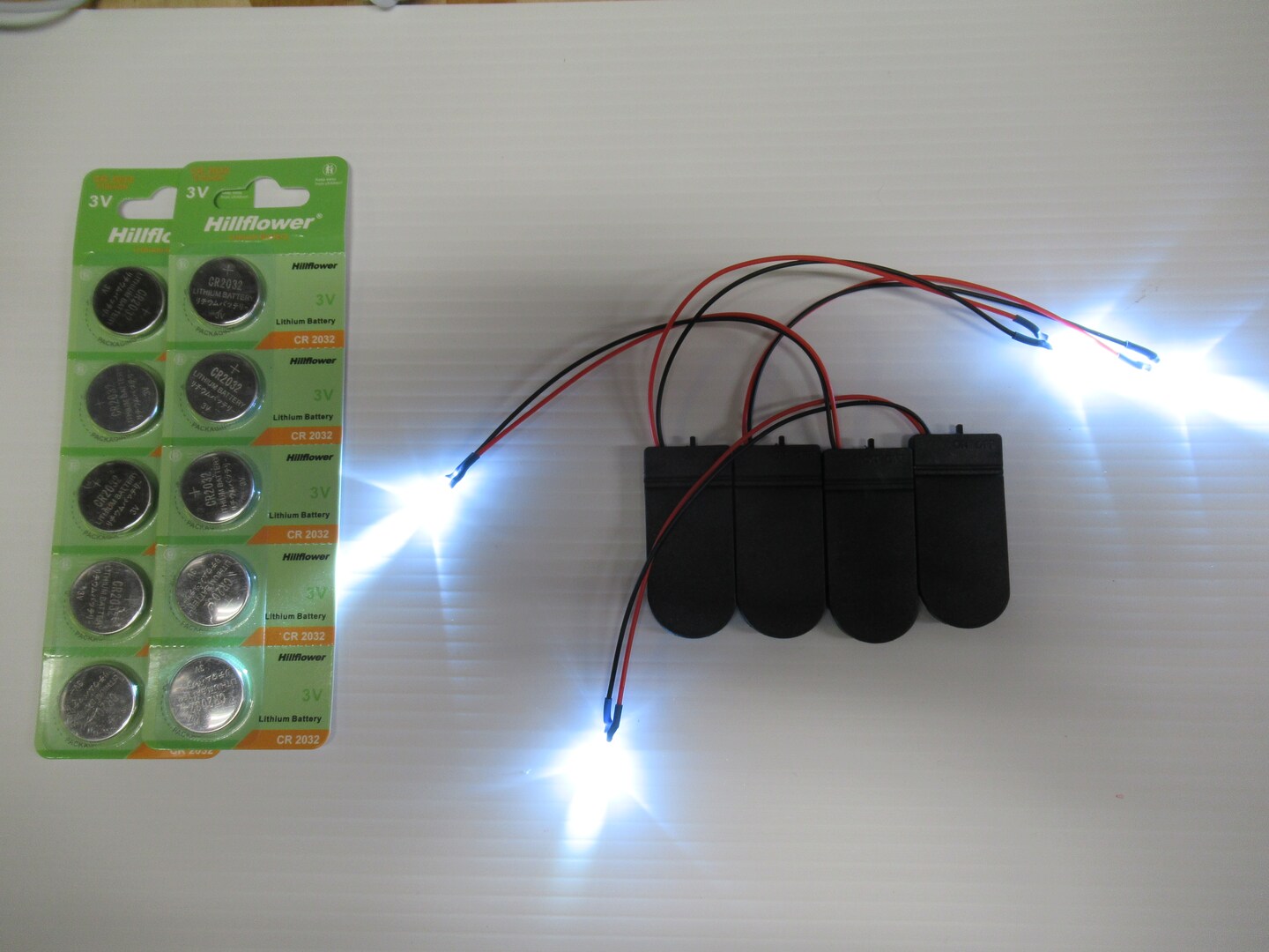 Light Up your Projects with These 5mm White Candle Flicker Battery ...