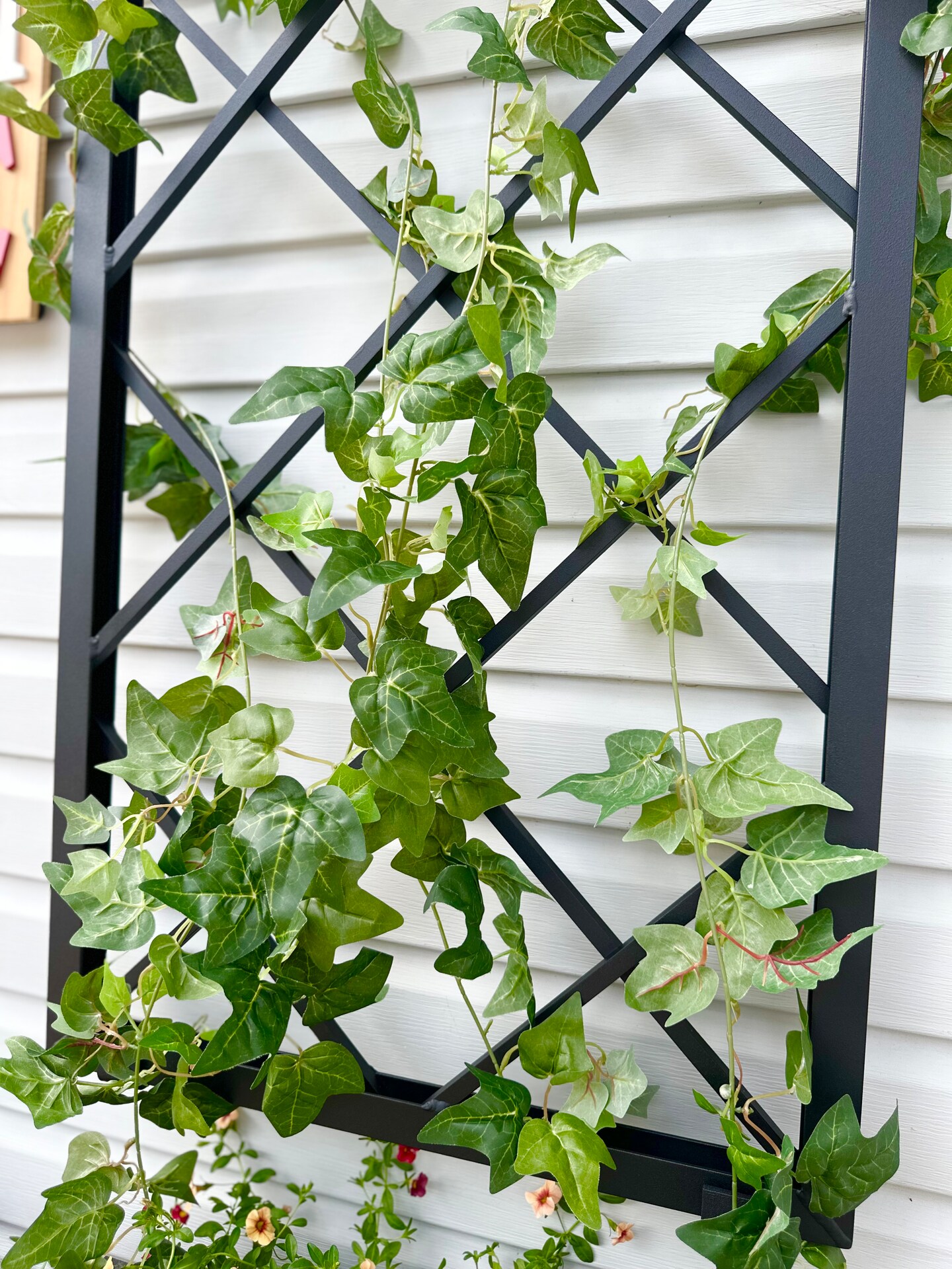 Metal Garden Trellis, Diamond, Diagonal Design 6’ x 2’, Wall Mounted ...