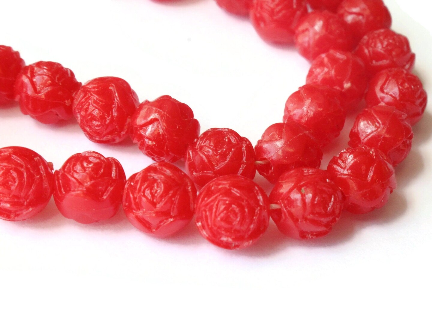 44 8mm Vintage Plastic Red Pressed Rose Beads Full Strand | Michaels