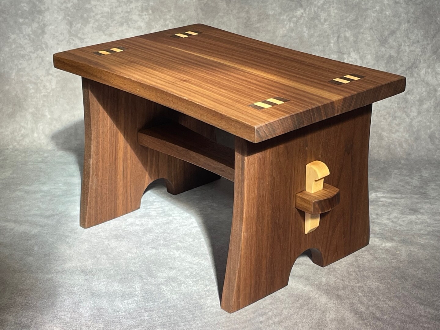 Kyokusen Walnut Bench with Maple accents 16"W x 10"D x 10"H ...