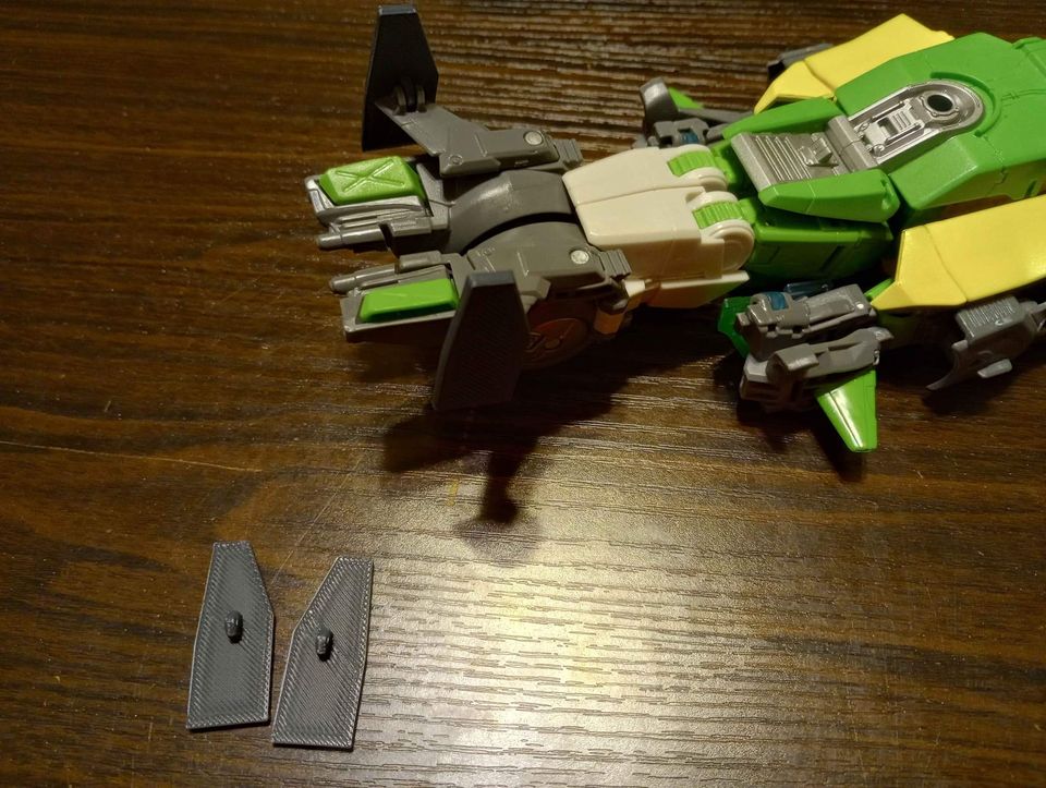 Generations springer replacement tail fins | MakerPlace by Michaels