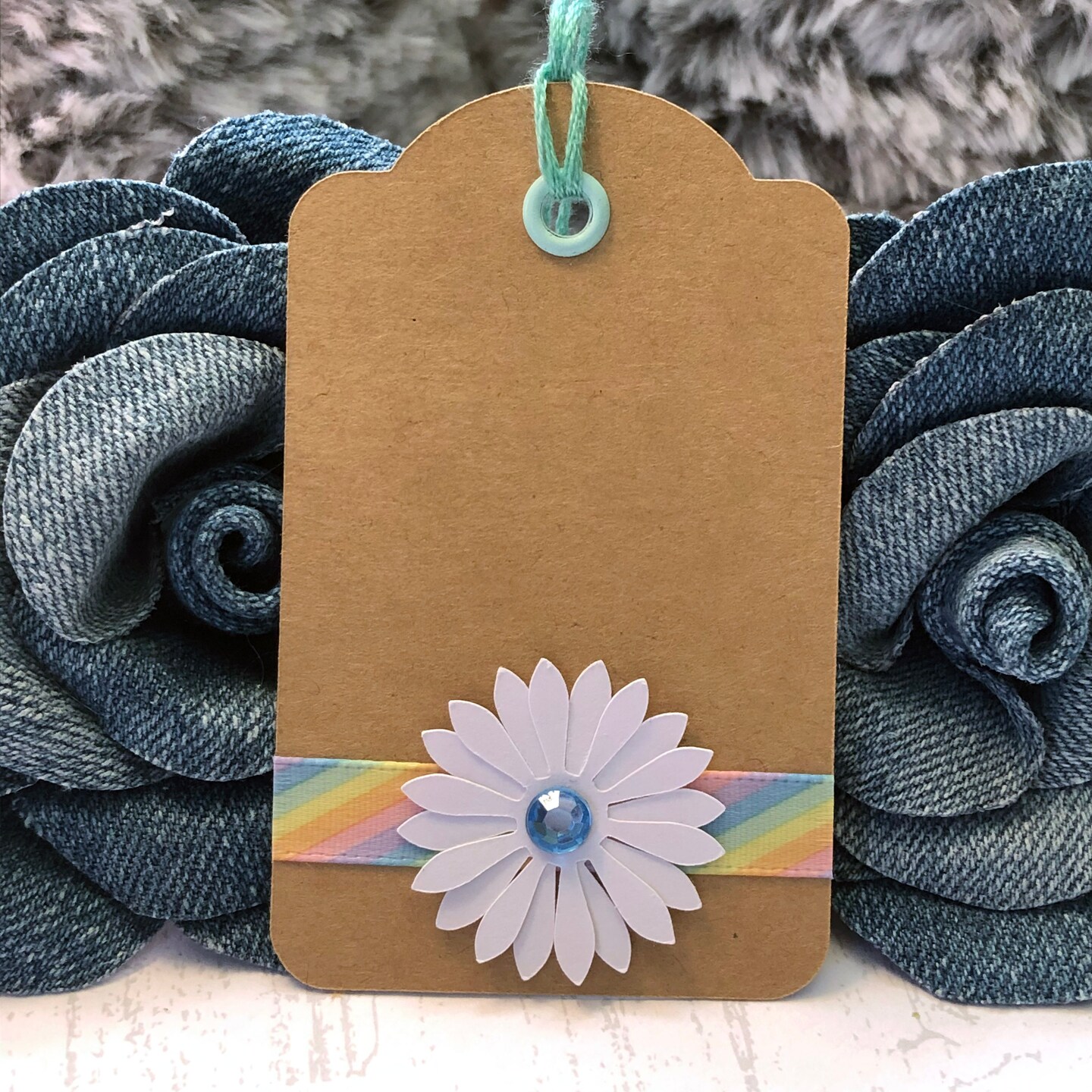 Daisy Gift Tags | MakerPlace by Michaels
