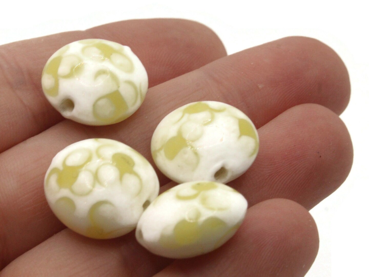 4 16mm Yellow Flower White Lampwork Glass Floral Puffed Coin Beads ...