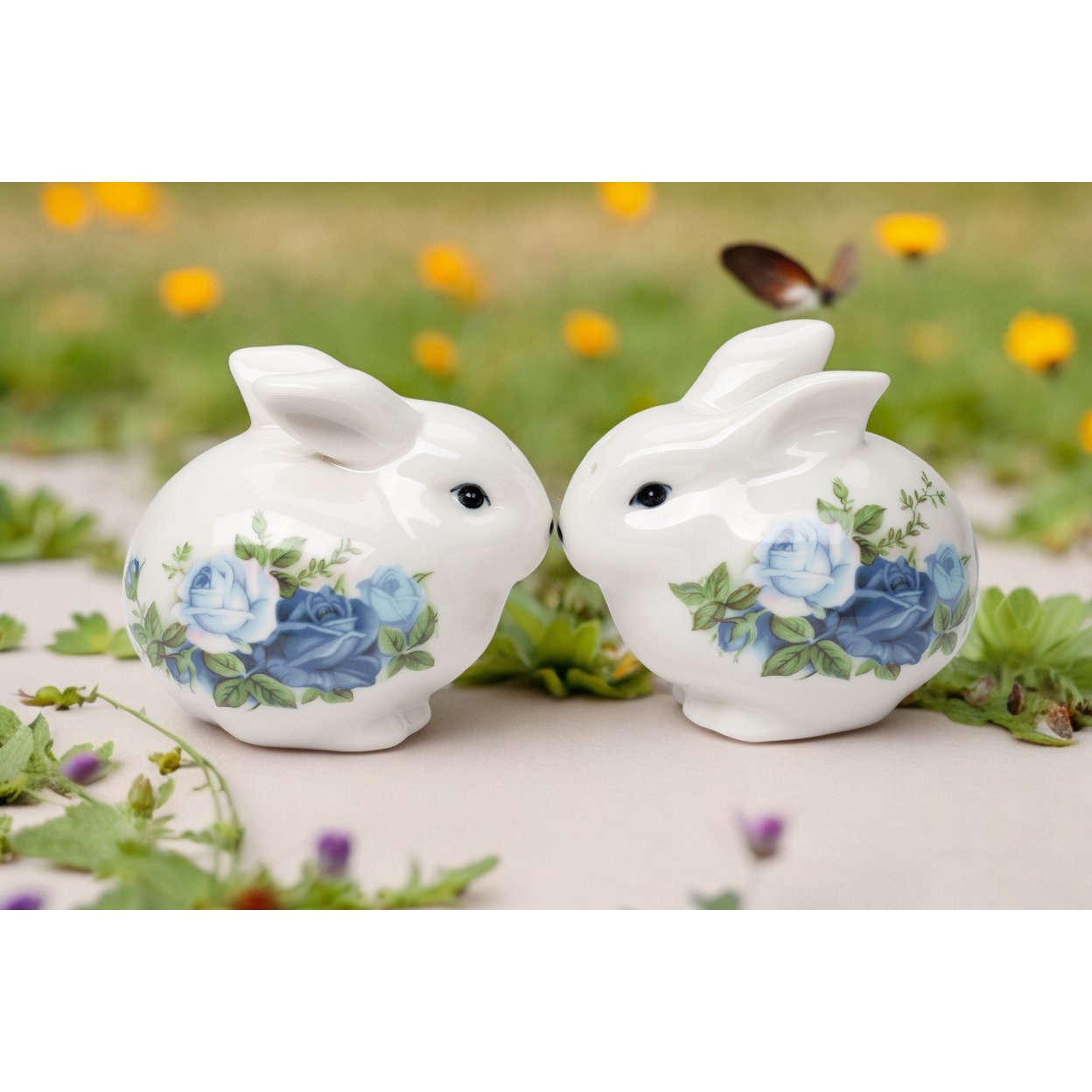 Easter salt and pepper shakers store