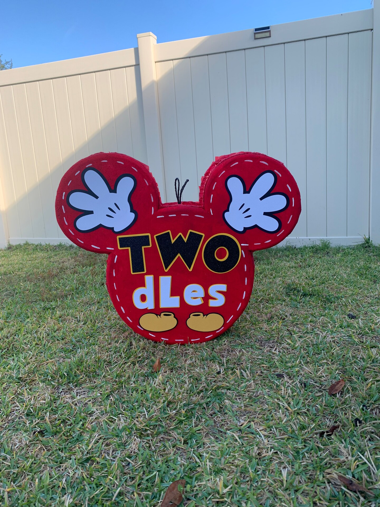 Mouse Pinata, Pinata Mickey, Pinata Two dles | MakerPlace by Michaels