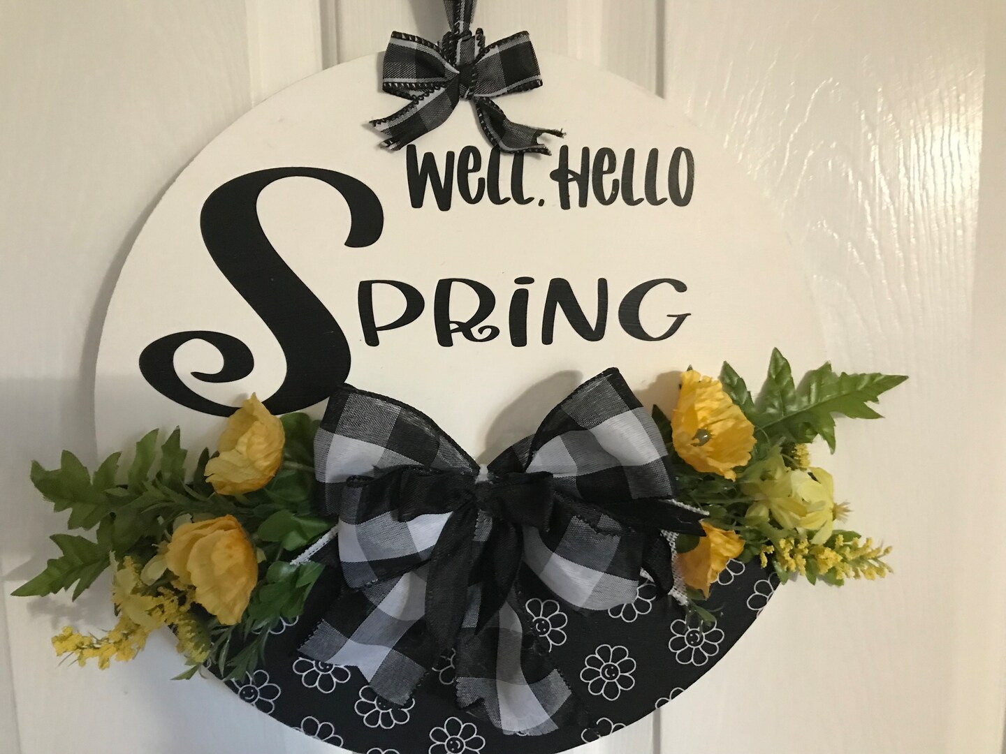 spring decorative wood doorhangers | MakerPlace by Michaels