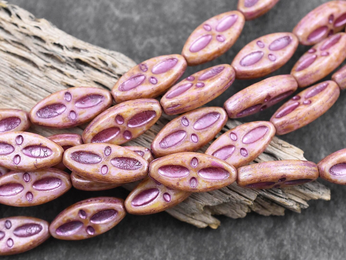 *10* 20x9mm Metallic Dark Pink Washed Pink Alabaster Picasso Marquise ...