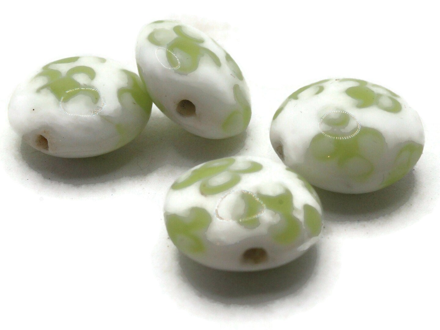 4 16mm Green Flower White Lampwork Glass Floral Puffed Coin Beads ...