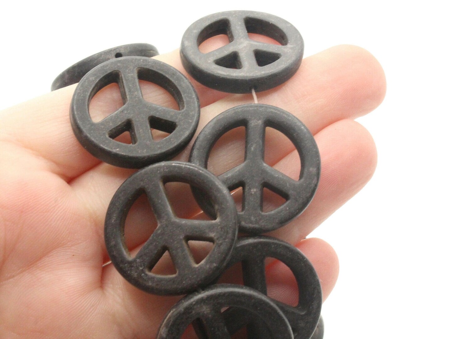 15 25mm Black Peace Symbol Dyed Beads Synthetic Turquoise Stone Beads ...