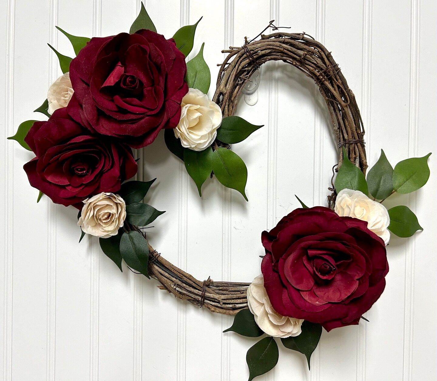 Three Red Roses Heart Wreath, Rose Wreath, Heart Wreath, Valentine ...