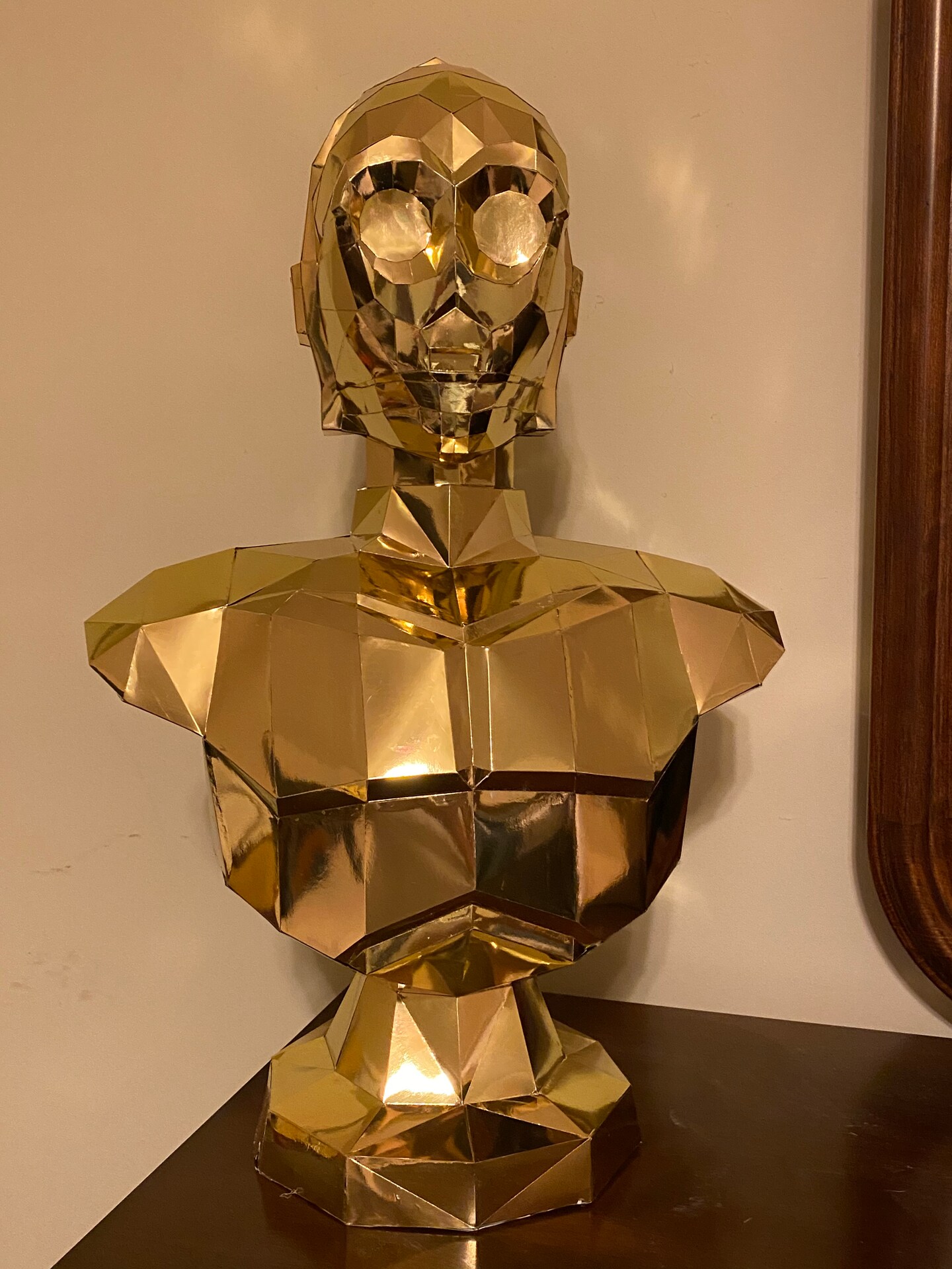 C3PO, STAR WARS - 3D Poly Papercraft - Free Stand | MakerPlace by Michaels