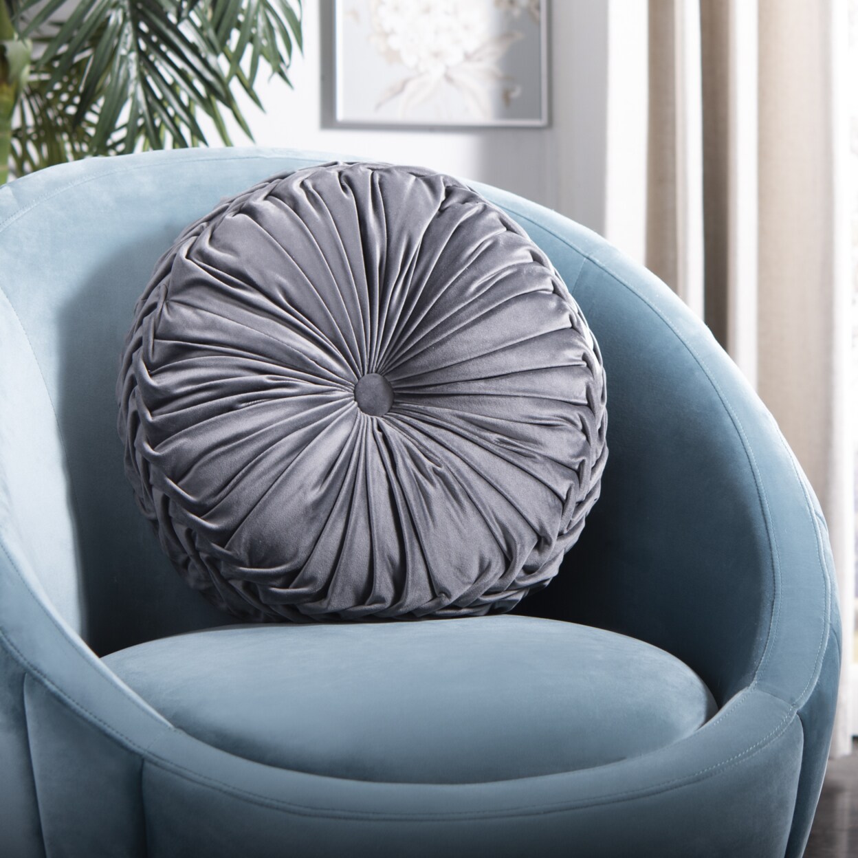 SAFAVIEH Leila Pillow: Glamorous Grey Tufted Luxury Home Décor Comfort ...