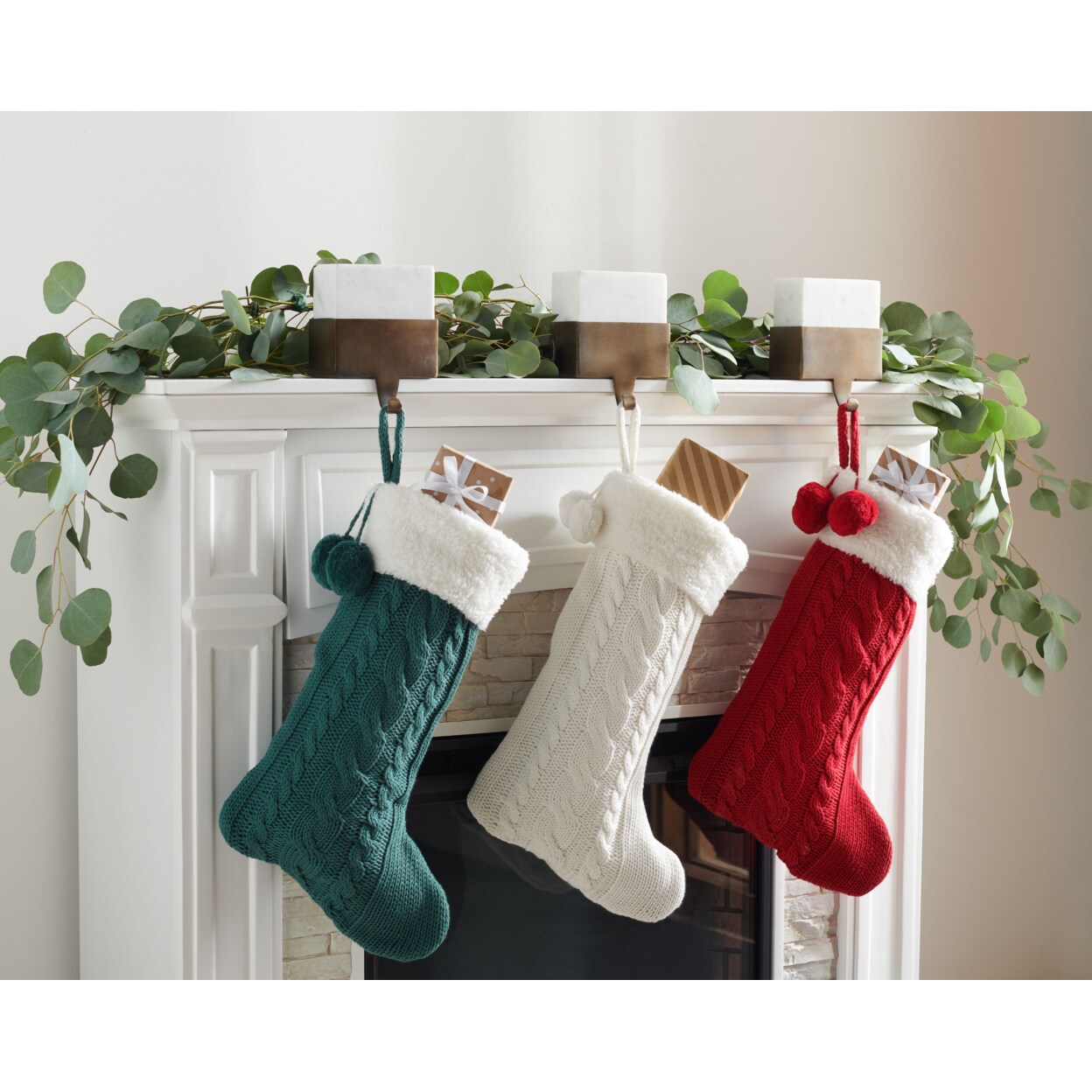 Safavieh Cinnamon Stocking Set of 3 Red / Green / White, Color ...