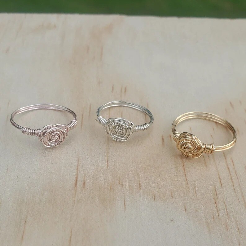 Wire Rose Rings | MakerPlace by Michaels