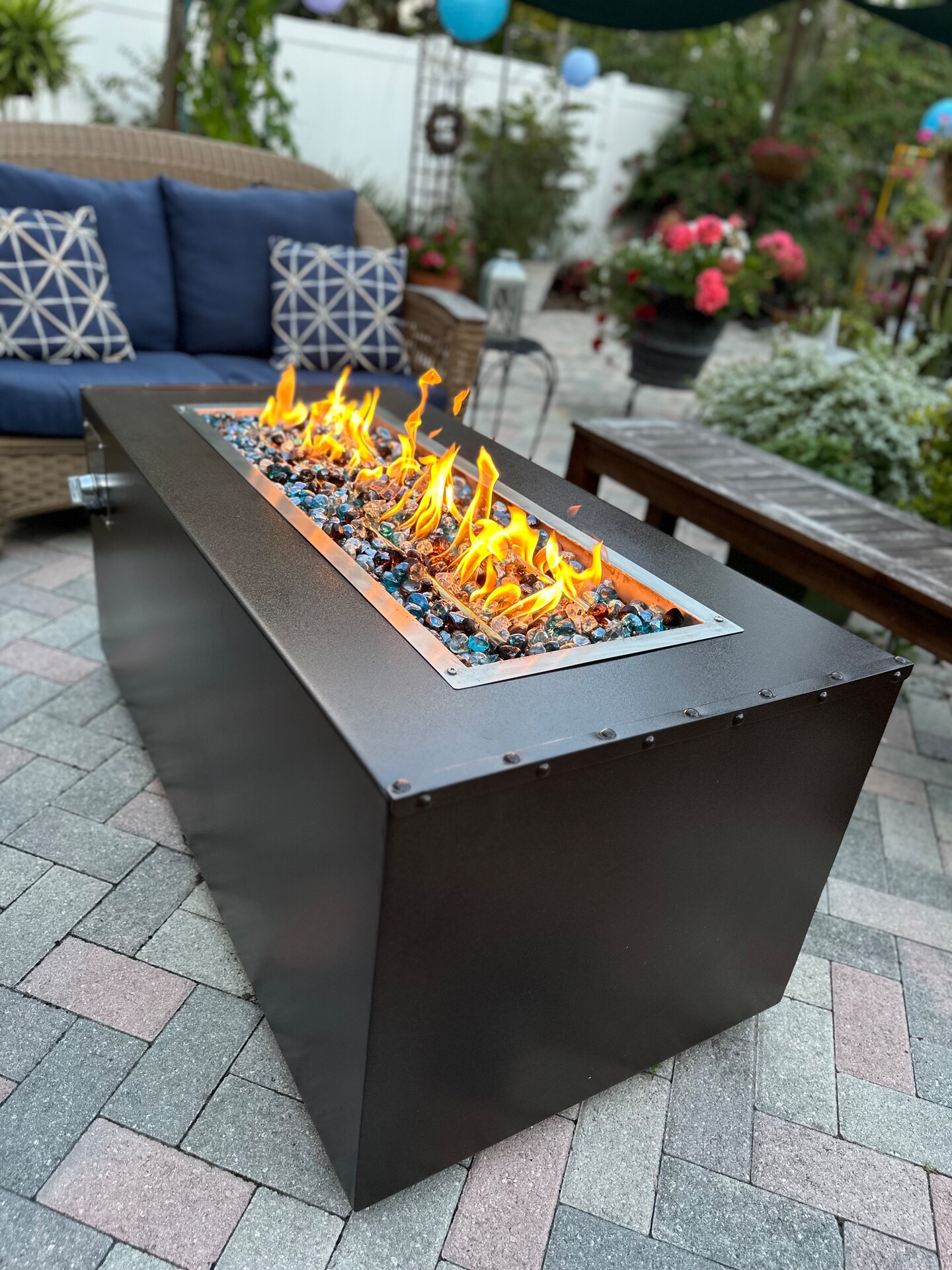 Siesta Key Cottage Fire Table, 48” x 24” x 20”, Propane, Aluminum and ...