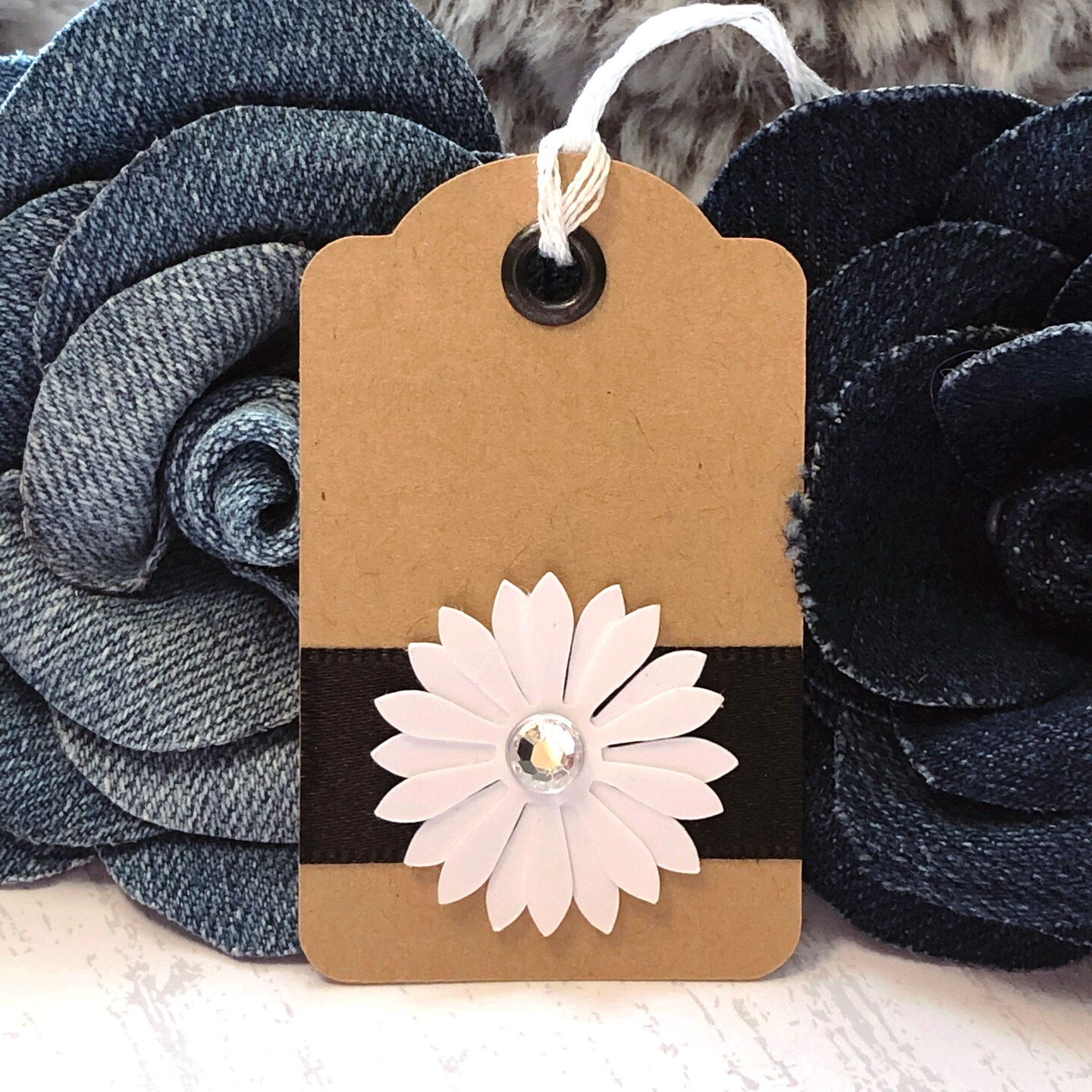 Daisy Gift Tags | MakerPlace by Michaels