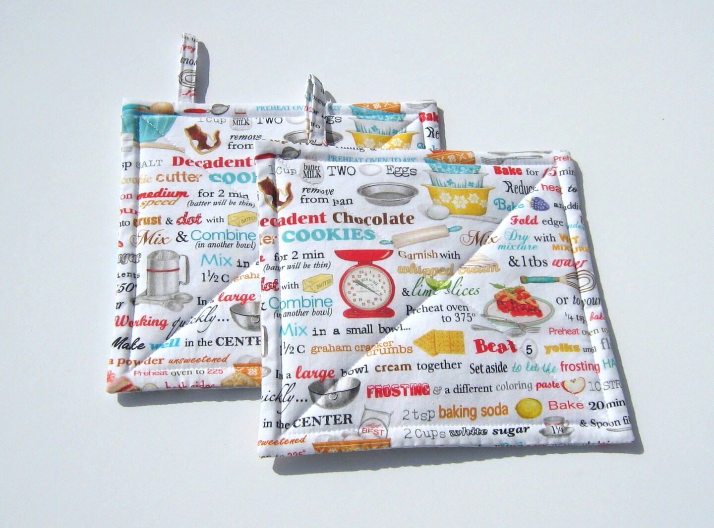 Cooks and Bakers Potholders, Kitchen Tools Quilted Hot Pads, USA ...
