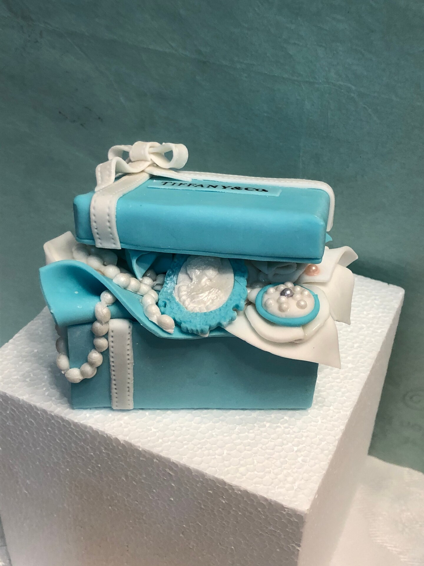 Turquoise Gift box cake topper. Hand crafted, Fondant cupcake or cake ...