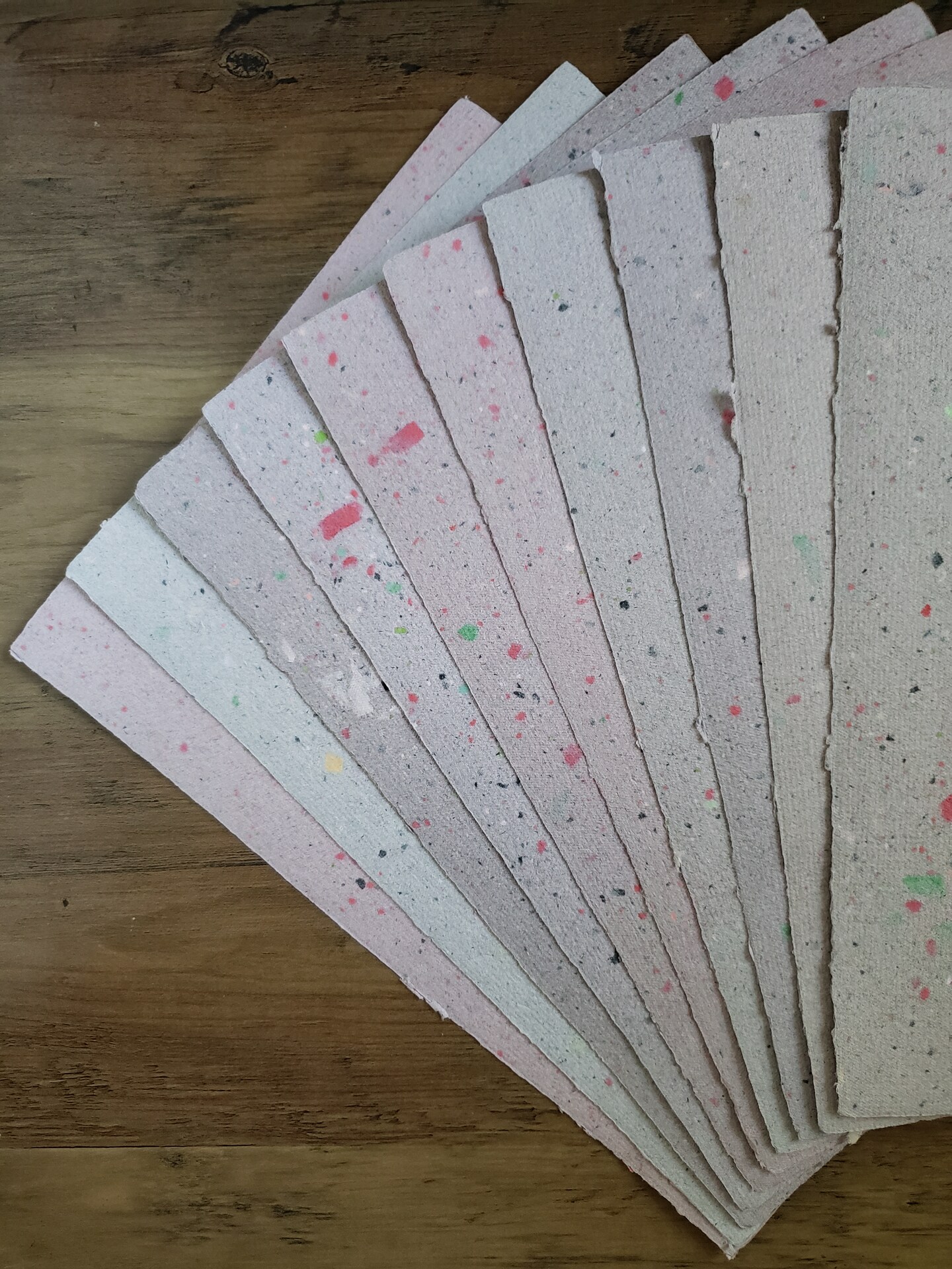 Bubble gum confetti handmade recycled paper - bubble gum pink color ...