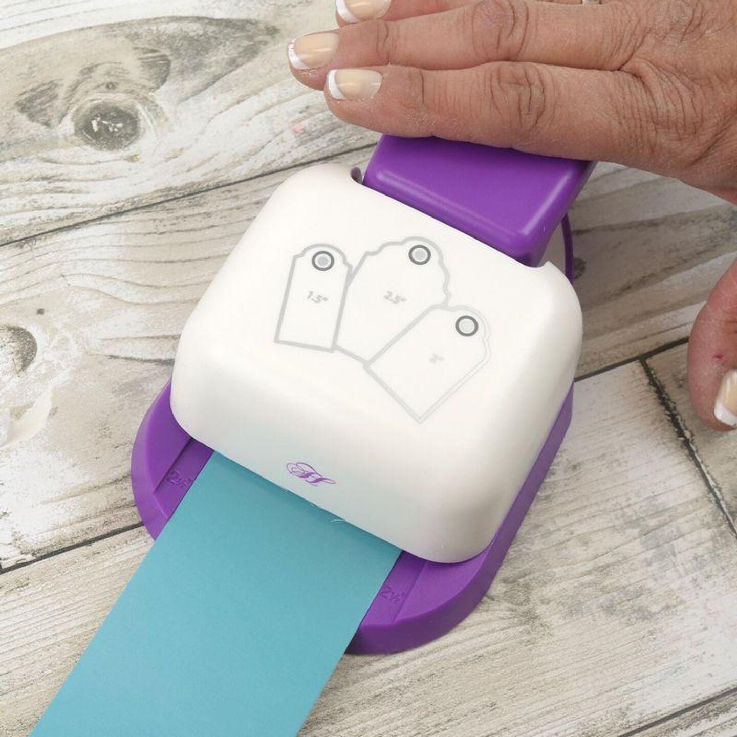 Hunkydory Crafts Premier Craft Tools - Fancy Edge Tag Punch | Michaels