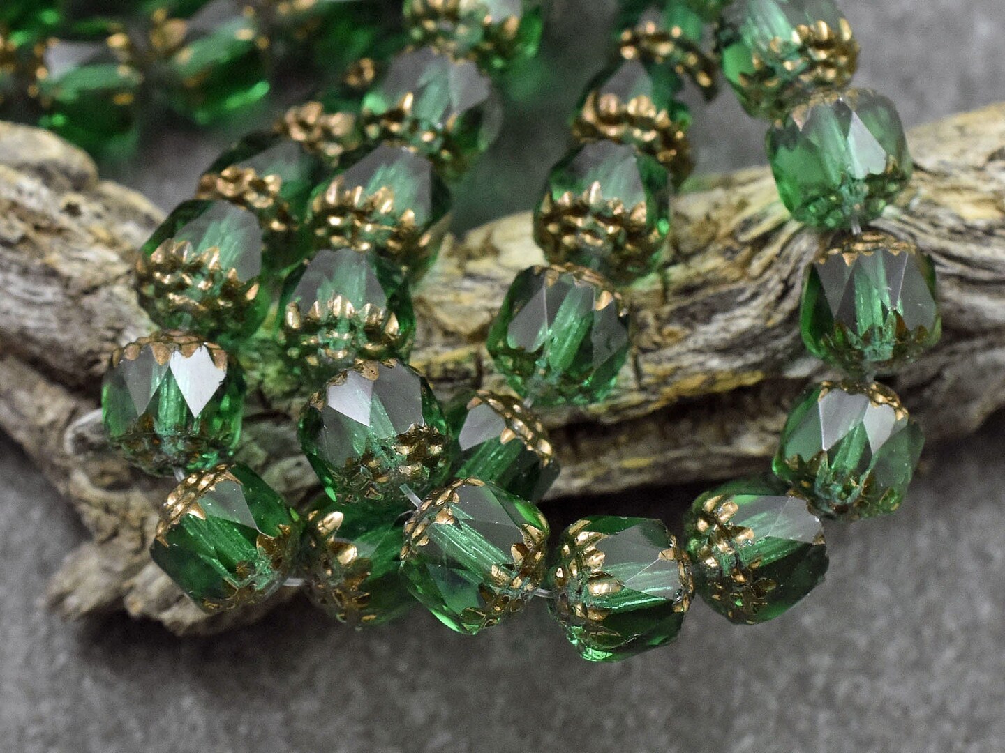 *15* 8mm Bronze Washed Emerald Green Fire Polished Cathedral Beads ...