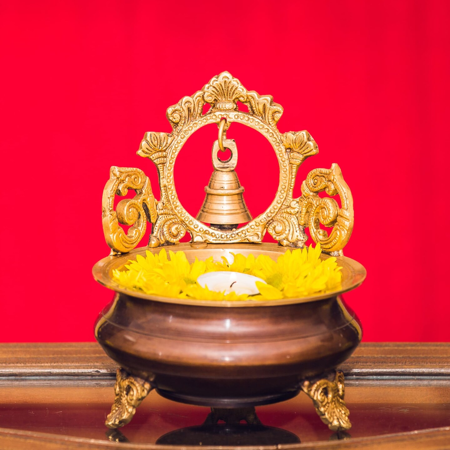 Bell Brass Urli Bowl, Center Table Decor, Brass Urli Showpiece ...