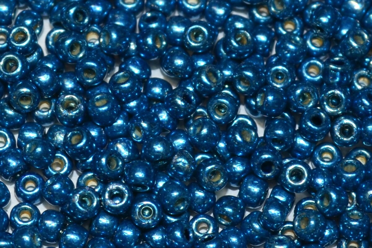 Toho 8/0 Round Japanese Seed Bead, TR8-584PF, Dark Teal Blue Galv ...
