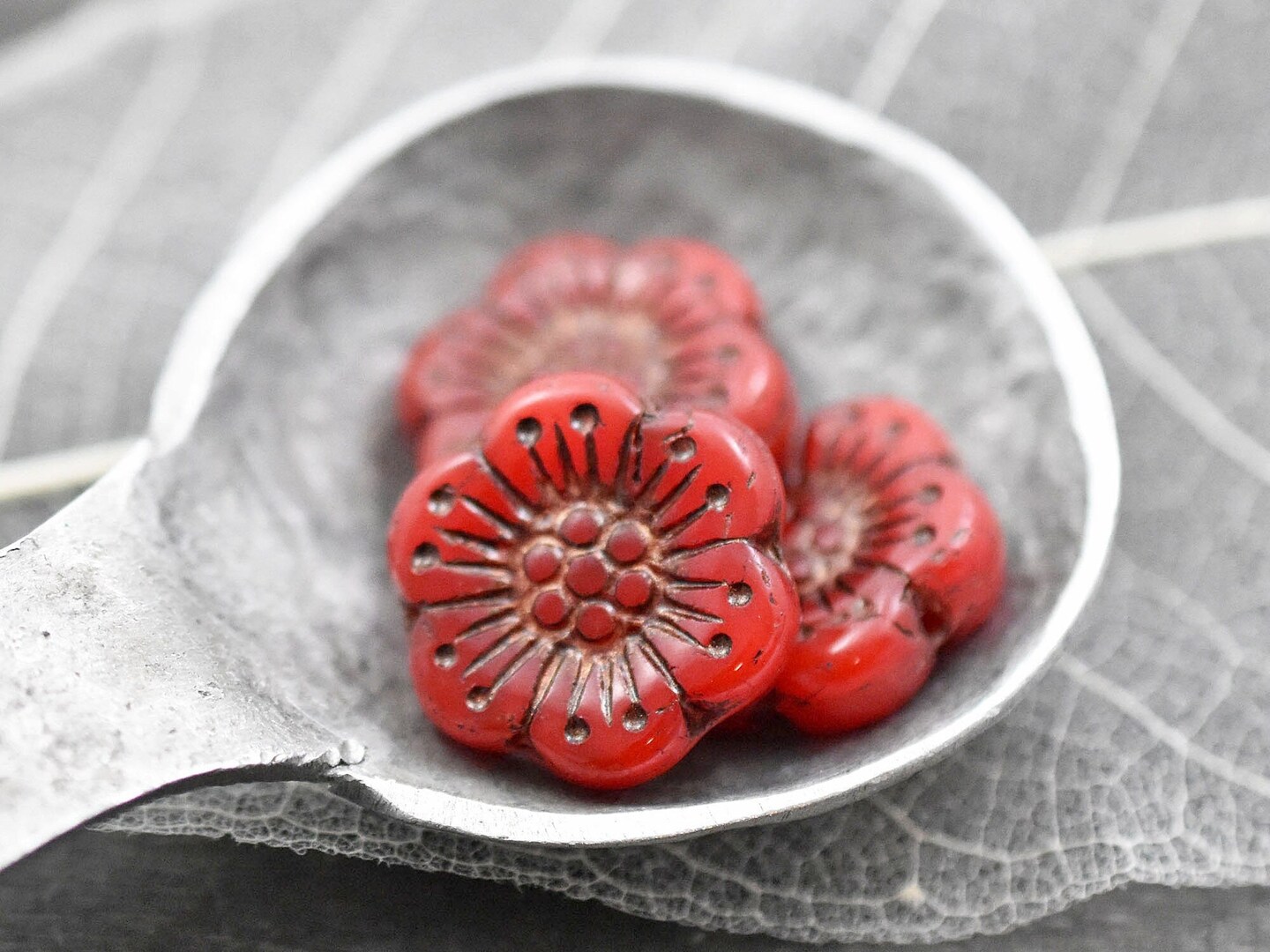 *2* 18mm Dark Bronze Washed Persimmon Opal Wild Rose Flower Beads ...