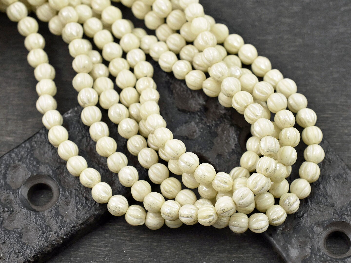 *50* 4mm Silver Mercury Washed Opaque Ivory Fluted Round Melon Beads ...