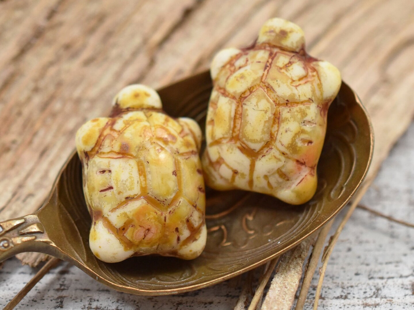 *4* 19x14mm Alabaster Picasso Turtle Beads | Michaels