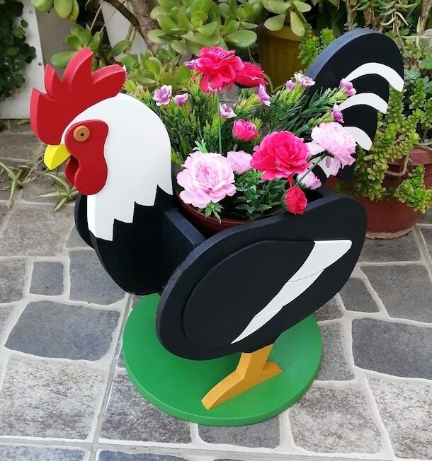 Rooster Planter - Wooden Planter Box - DIY Kit - Realistic Animal ...