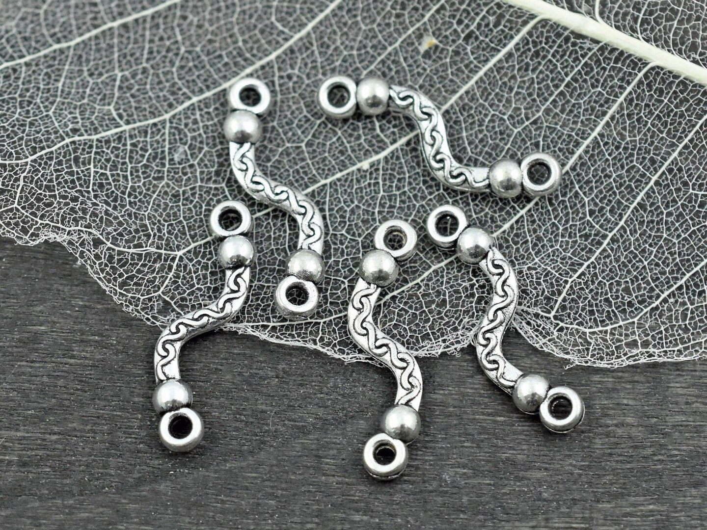 *50* 22x9mm Antique Silver Curved Connector Bars | Michaels