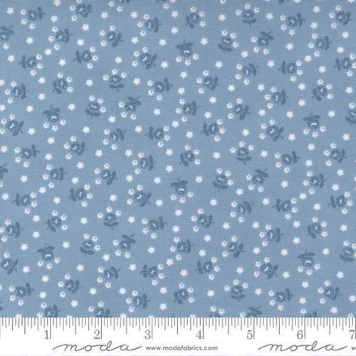Fabric Moda Light Blue Fairground Floral Nantucket Summer by the ...