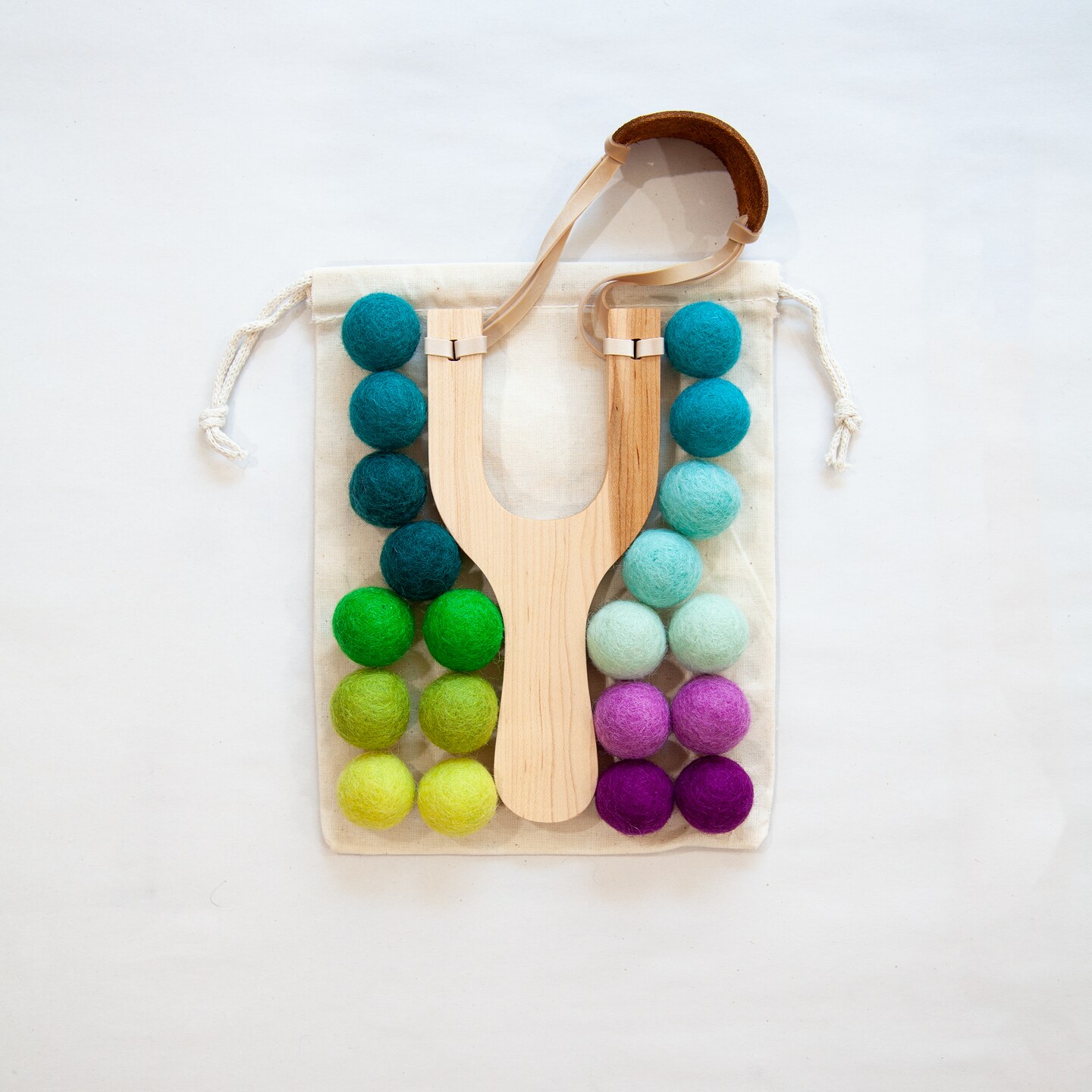 Felt Ball Slingshot | Maple Wood Toy Slingshot, Handmade Felt Ball Ammo ...